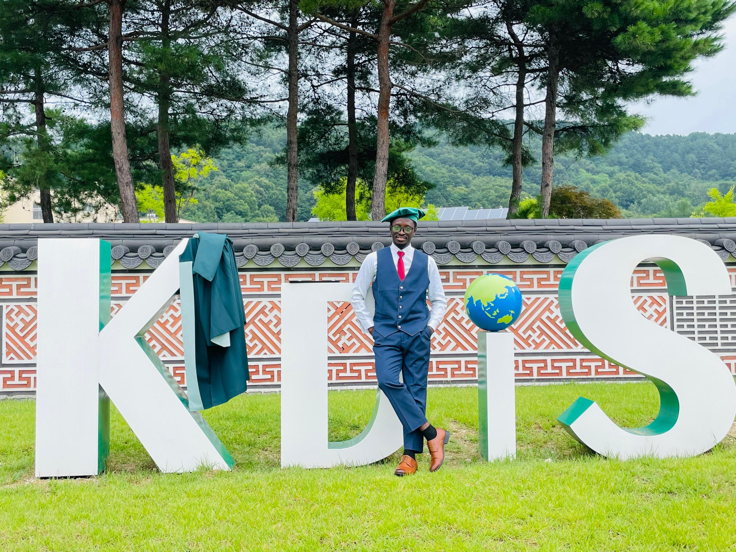 KDI School Holds 2025 Completion Ceremony: Students Reflect on ...